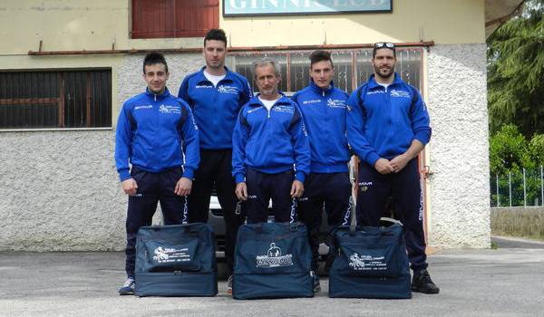 Fabrizio Raffaelli porta in trionfo il Ginniclub Camaiore ...