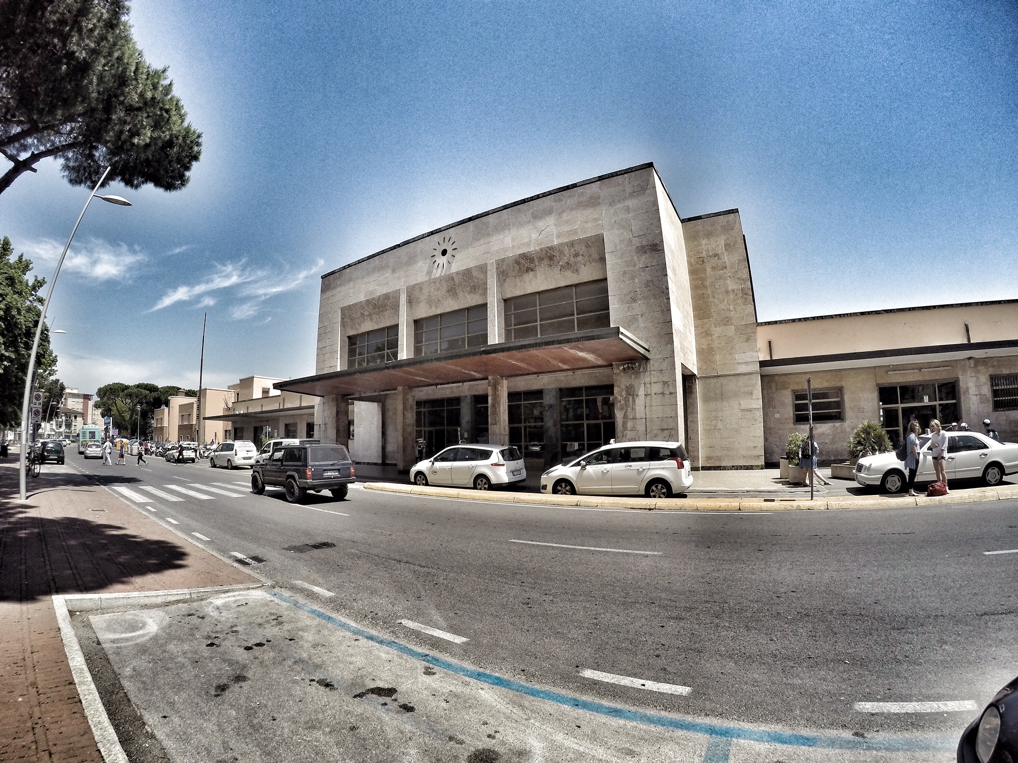 Aggrediscono un ubriaco alla stazione - Versiliatoday.it Aggrediscono un ubriaco alla stazione - Versiliatoday.it