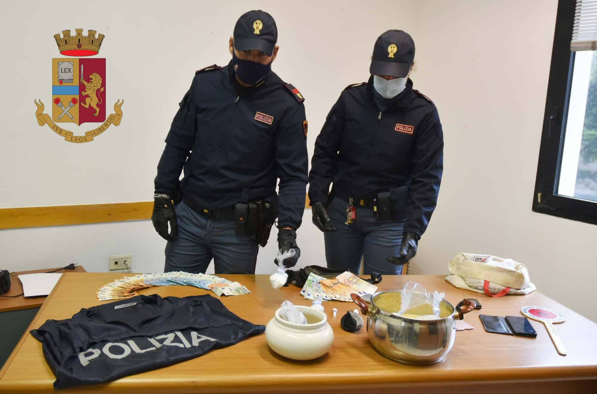 Blitz Della Polizia A Viareggio Due In Manette Per Spaccio Di Droga