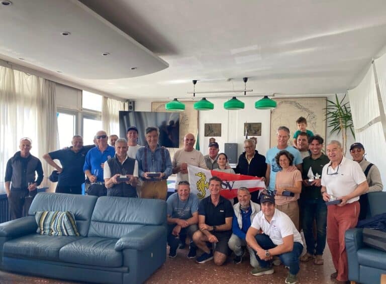 Viareggio, la vela di classe: McKenzie e Fabbris dominano il Trofeo ...